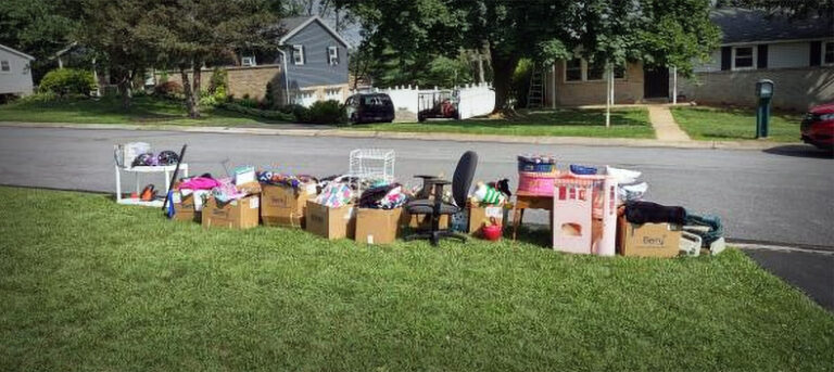 Curbside Pick-Up – Got stuff? Pass it on!